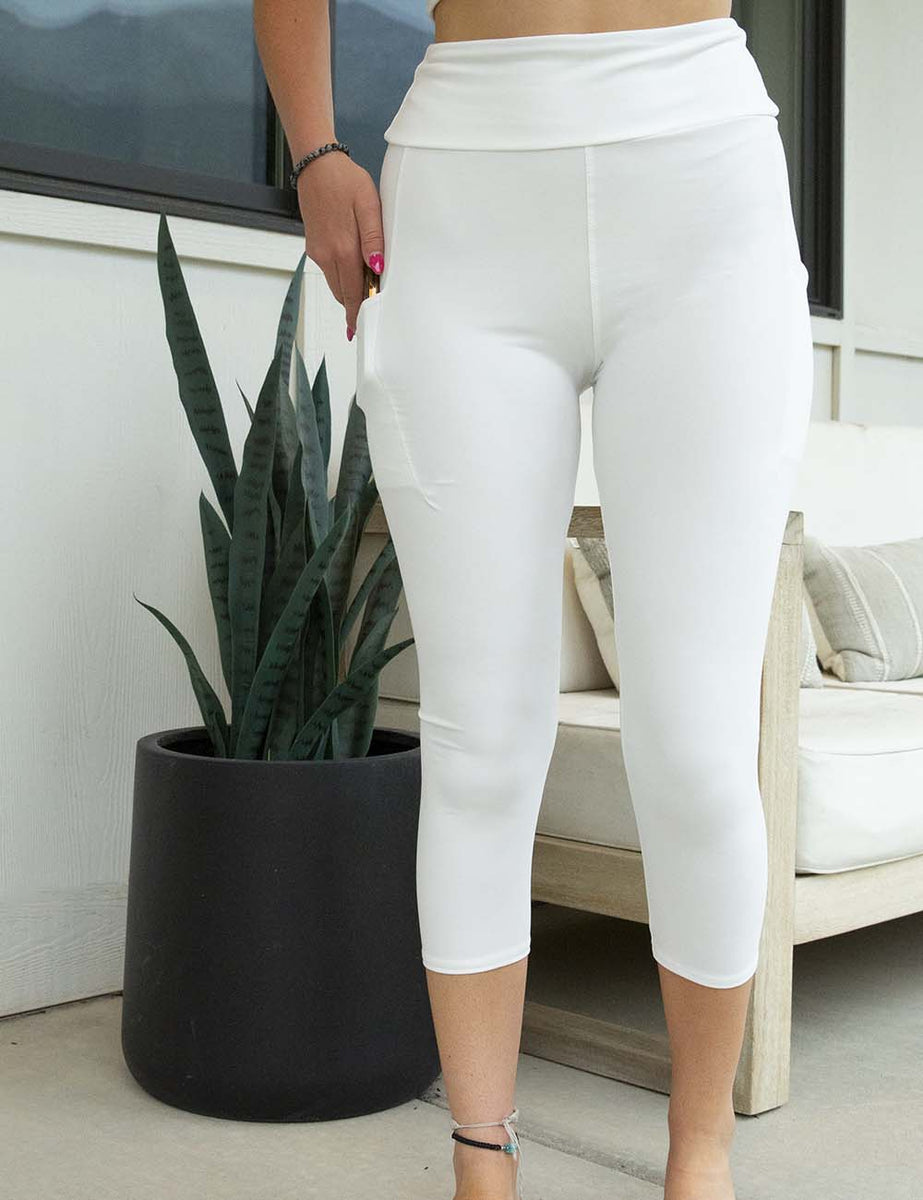 SA Exclusive White Capri Pocket Leggings – SimpleAddiction